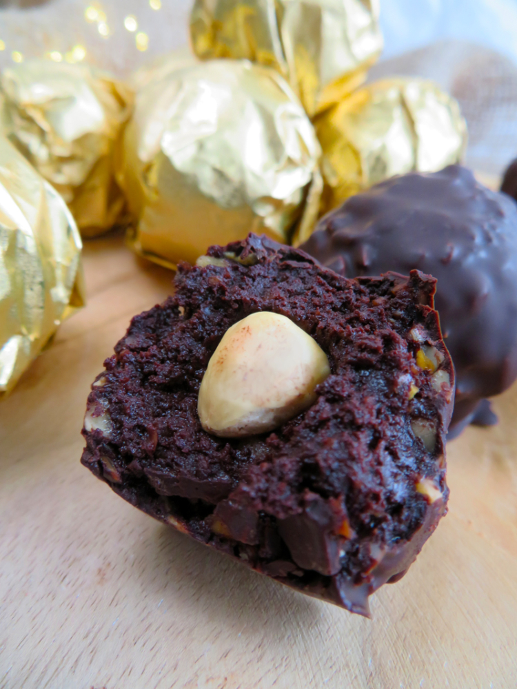 Homemade Ferrero Rocher Healthy balls - RootsandCook