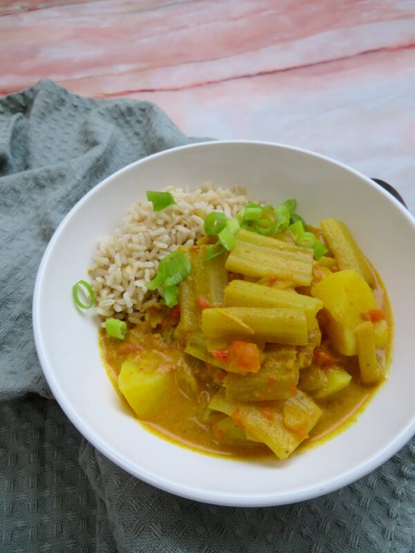 February Produce Guide - What Is In Season? - RootsandCook