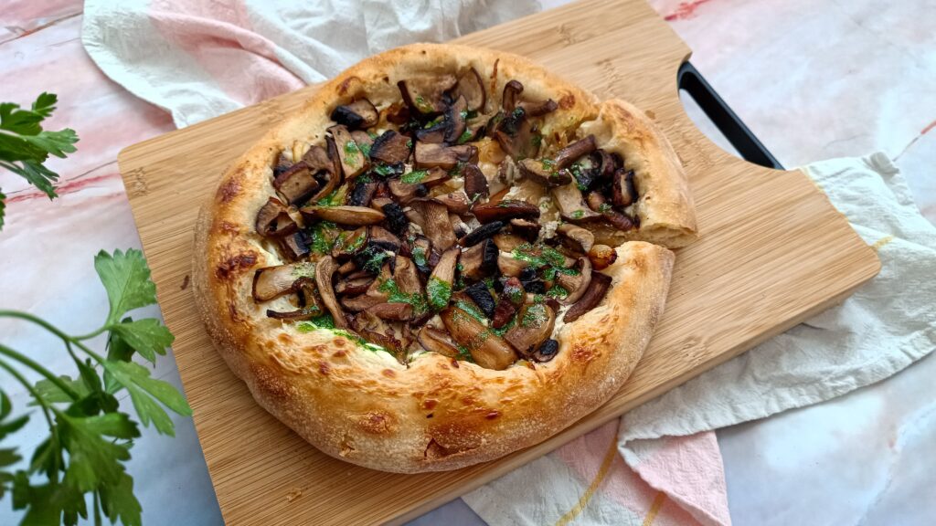 Wild mushroom pizza - Fall pizza - RootsandCook