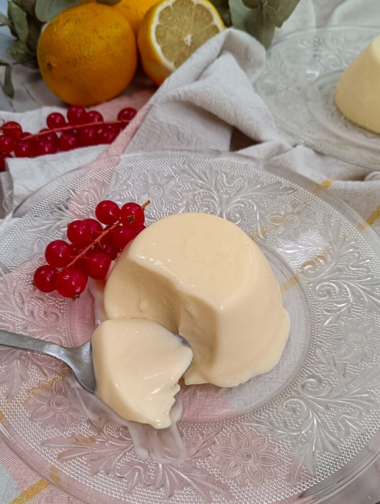 Lemon panna cotta - RootsandCook